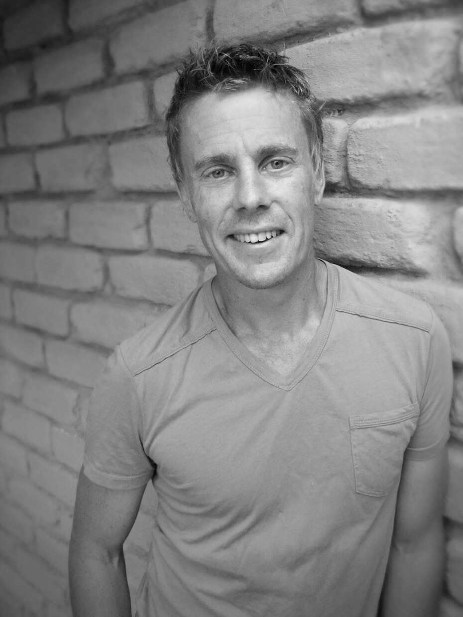 Mark Sommerset - Writer's Files • Read NZ Te Pou Muramura